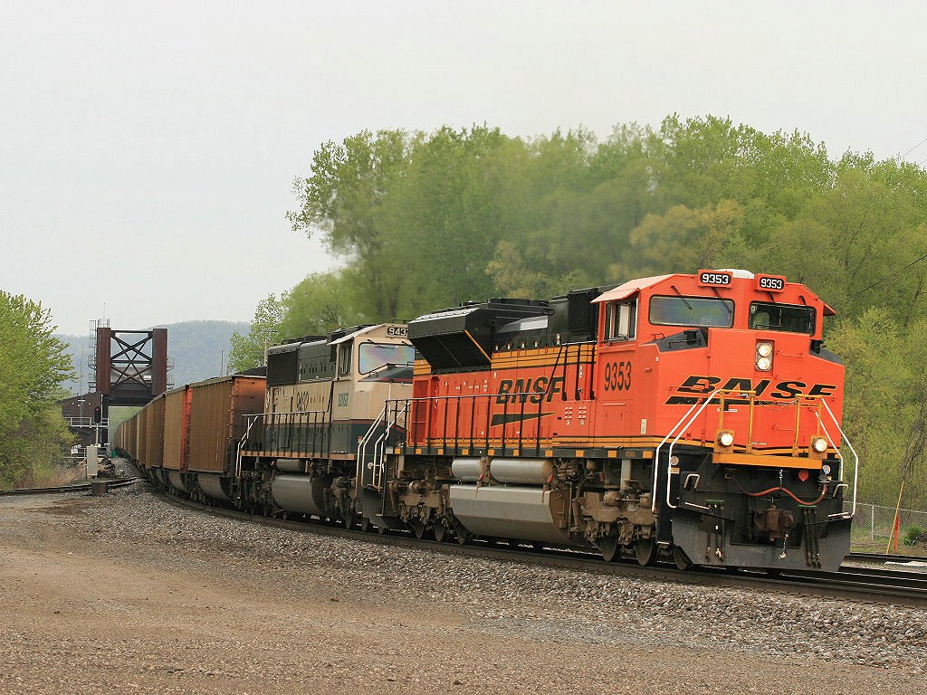 BNSF 9353